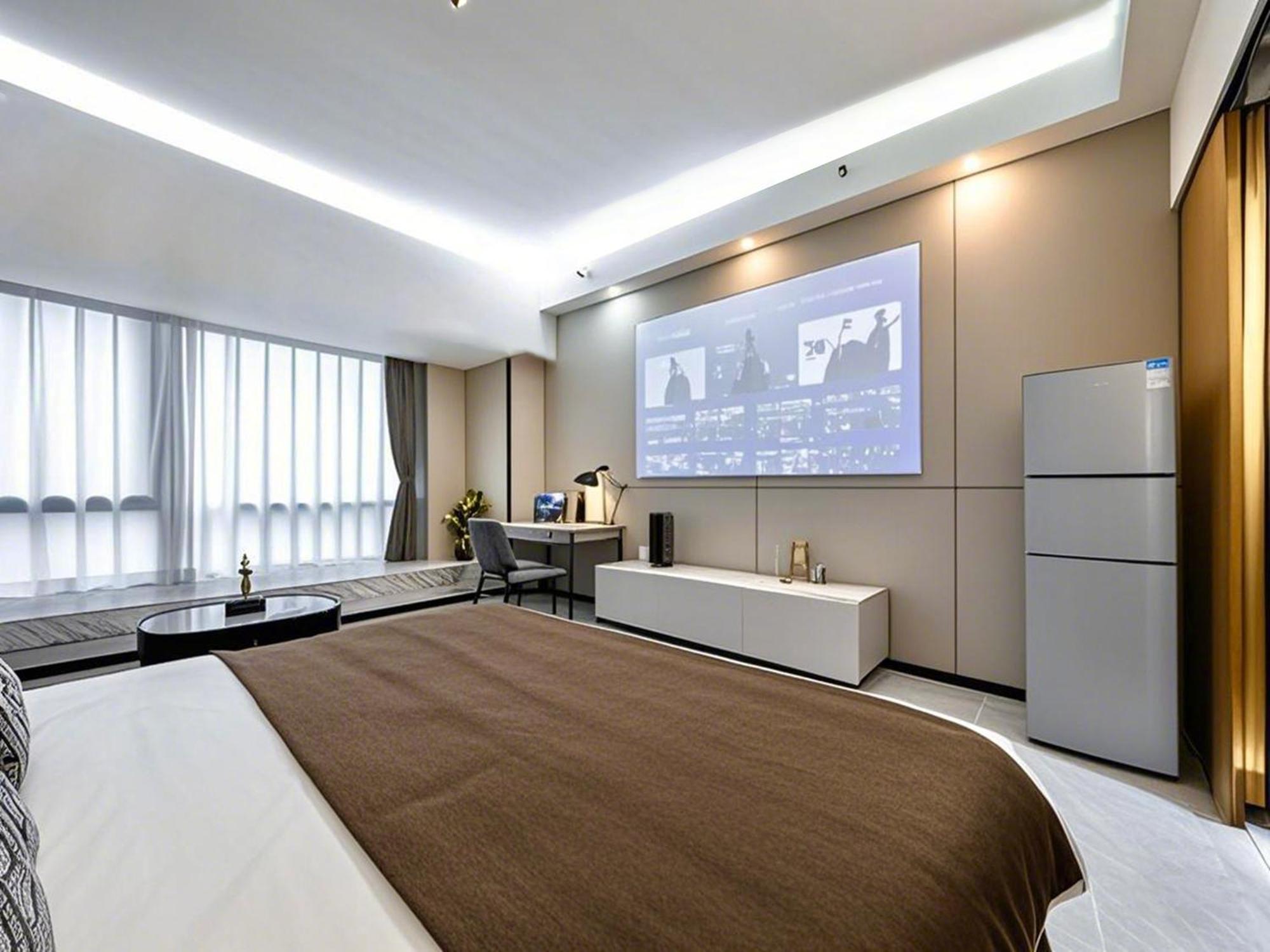 YUFEI HIGH-ALTITUDE NIGHT VIEW HUGE-SCREEN AUDIOVISUAL HOTEL ...